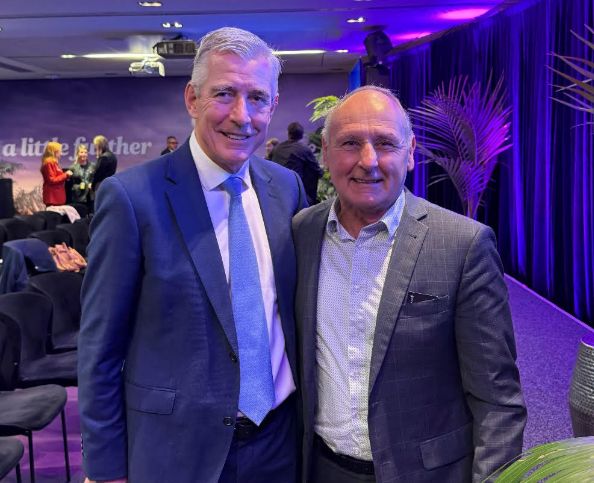 Community Scoop » Ruapehu Mayor Champions Chateau With Air New Zealand CEO