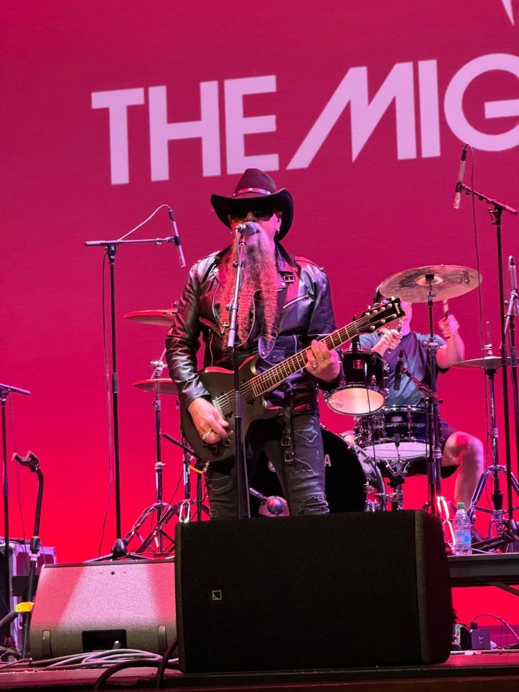 The Mighty One steals the 2024 ISSA Awards Show. | HivedMusic