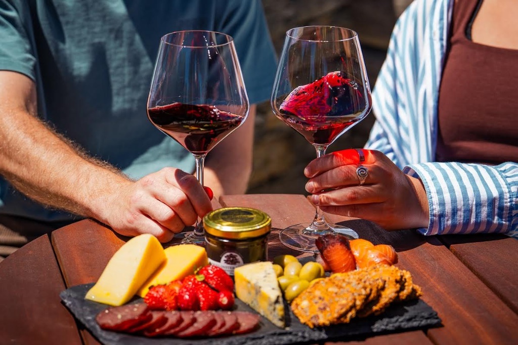 Central Otago’s Most Historic Winery Opens A Cellar Door Experience In ...