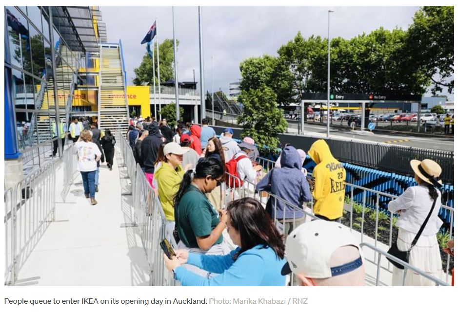 Auckland.Scoop » 40,000 Plates, 28,000 Meatballs: Ikea Breaks Records